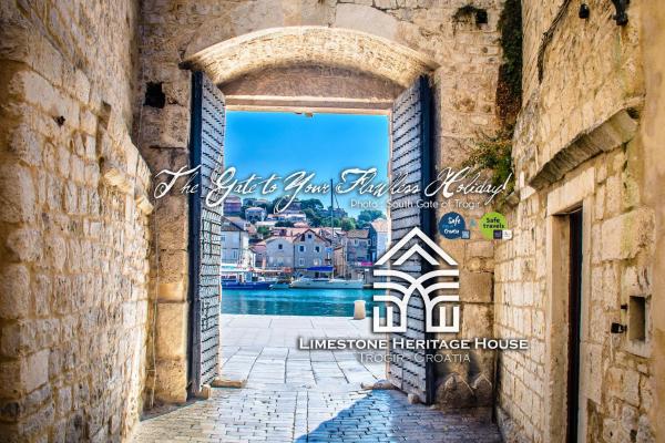 Limestone Heritage House - Trogir