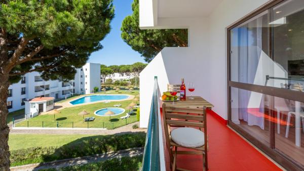 Bright & Charming 1bdr Apartment W/ Pool By Lovelystay - Portugal