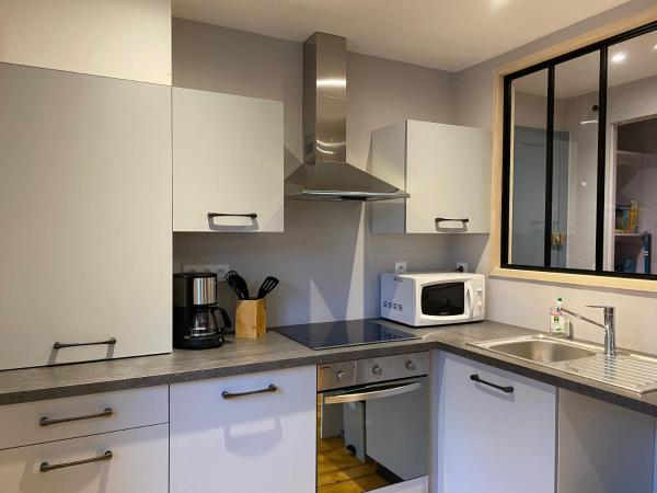 Appartement éQuipé Au Centre De Bletterans - Jura
