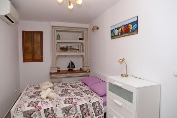 Sailboat House - Lumbarda