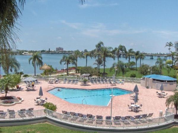 Bahia Vista Drink In The Panoramic Tropical Island Views - St. Petersburg, FL