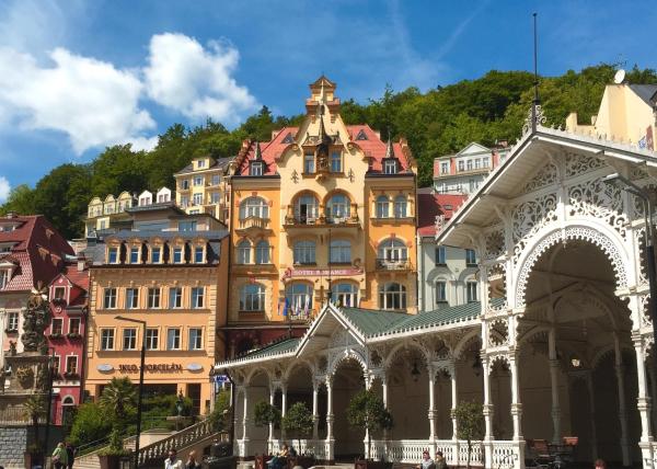 Grand Suite With Jacuzzi And A/c In Romance Hotel - Karlovy Vary
