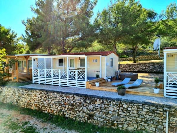 2pines House - Croatia