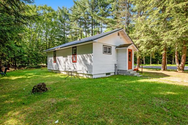 Voyagers Cabin - Eagle River, WI