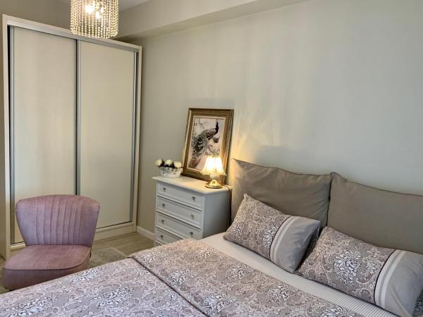 Central Luxury Apartment - Straja