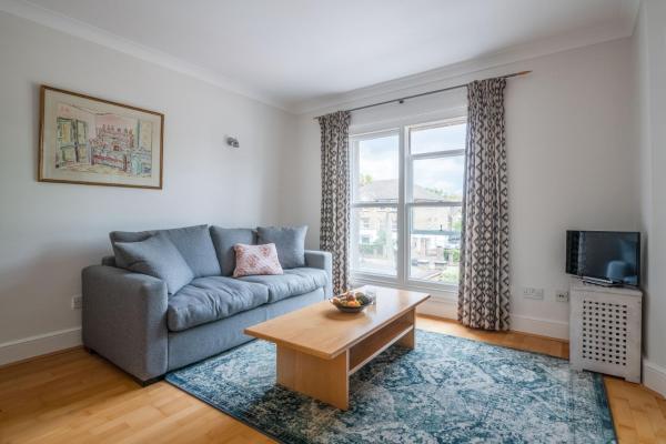 Pleasant Putney Home Close To The Tube Station By Underthedoormat - Fulham