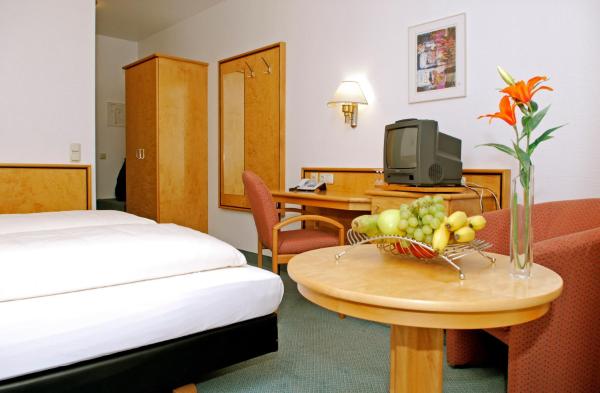 Matchpoint Hotel - Schwarzenbruck