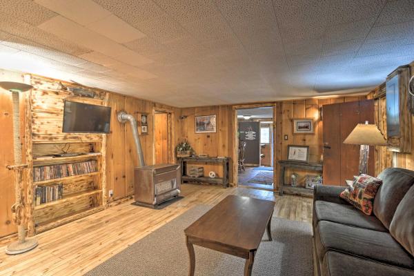 Rustic Frederic Cabin Near Cross-country Skiing! - Grayling, MI