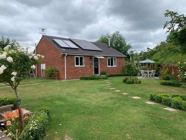 The Hideaway - Stratford-upon-Avon