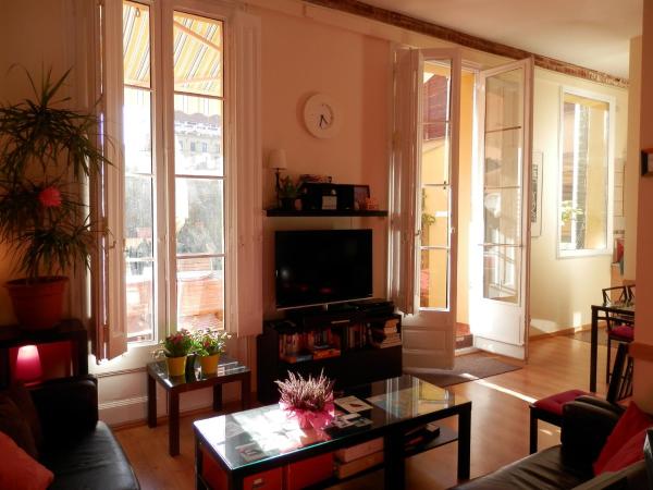Barcelona Central Garden Hostal - Badalona