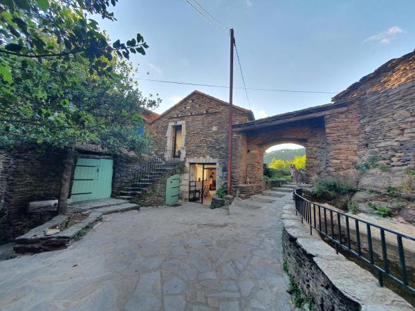 Lou Rey ÉCo Hameau - Gîte, Chambre D'hôtes & Table D'hôtes - Languedoc-Roussillon