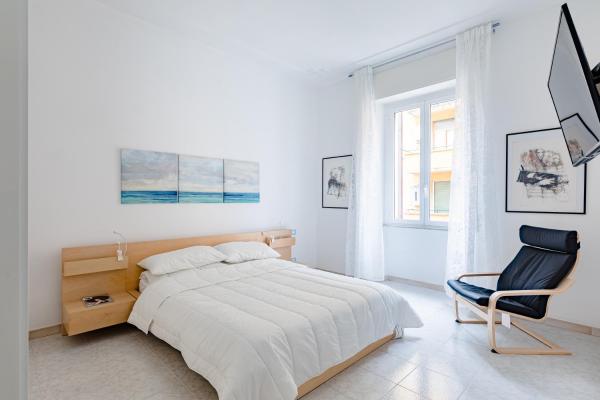 Arezzo Apartment - Metro Bologna Direct To Colosseum, Wifi & Ac - Rome