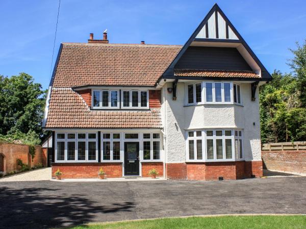 Greenlawns - Burnham-on-Sea