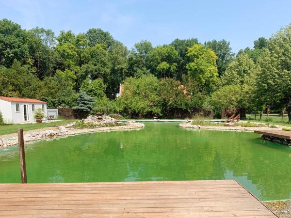 Aranykert Apartmanok Vének - Hungary