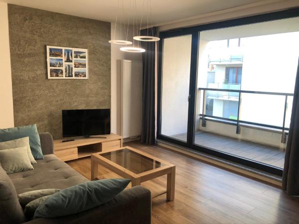 Apartament Lirowa - Varsovie