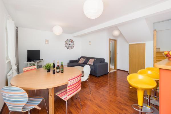 Apartment Bagatin - Podstrana