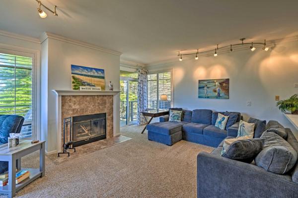 Beachfront Pajaro Dunes Condo W/ Bay Views! - Moss Landing, CA