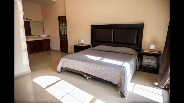 Room In Guest Room - 17 Large Room For Two People - Torreón