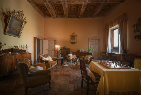 Palazzo Bonfranceschi - Marche