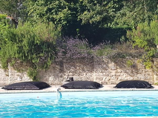 La Loge Du Grand Cèdre, Chambre D'hôtes Socosy - Saintes