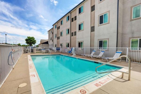 Motel 6-weatherford, Tx - Weatherford, TX