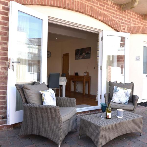 Seaside Mews - Charming 2-bed Cottage Close To The Sea - Eastbourne