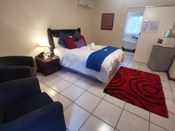 Harties Family 1 X Room - 4 Sleeper En-suite Studio - Hartbeespoort