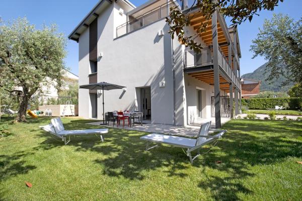 Villa Donne Del Lago Eva - Sirmione