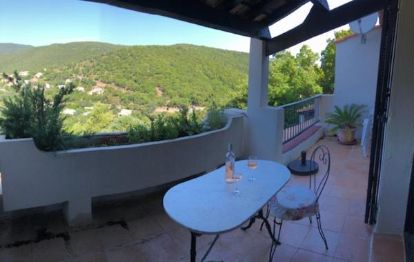 T2 Terrasse Spacieuse Belle Vue Résidence Avec Piscine - Rayol-Canadel-sur-Mer