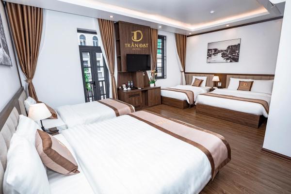 Trần ĐạT Hotel - Hạ Long