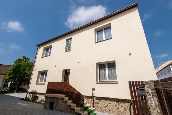 Hello Apartmanház - Sopron