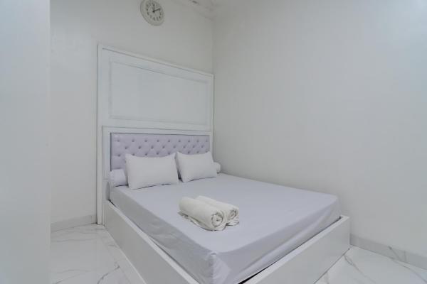 Family Homestay Syariah Cirebon Mitra Reddoorz - Cirebon