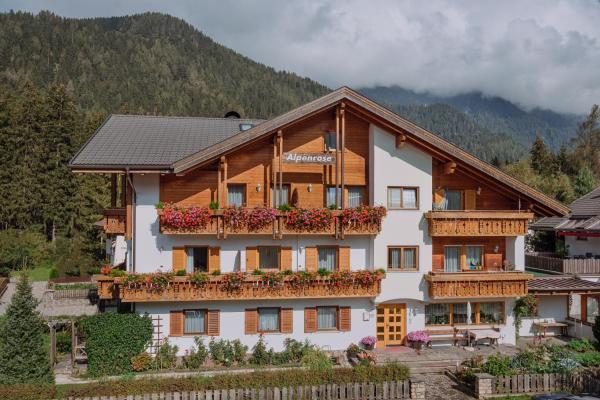 Residence Alpenrose - Welsberg-Taisten