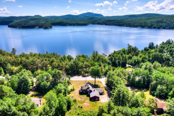 Vintage Schroon Lake Farmhouse With Private Beach! - Schroon Lake, NY