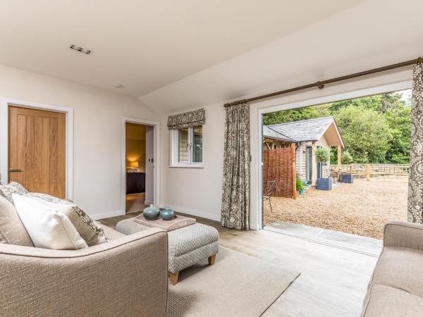 Pass The Keys Delightful 2bed Lodge In Downland Village - Bosham