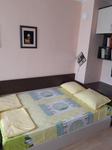 Самостоятелен апартамент на брега на морето Обзор - Obzor