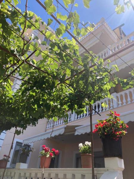 Himara Apartments - Himarë