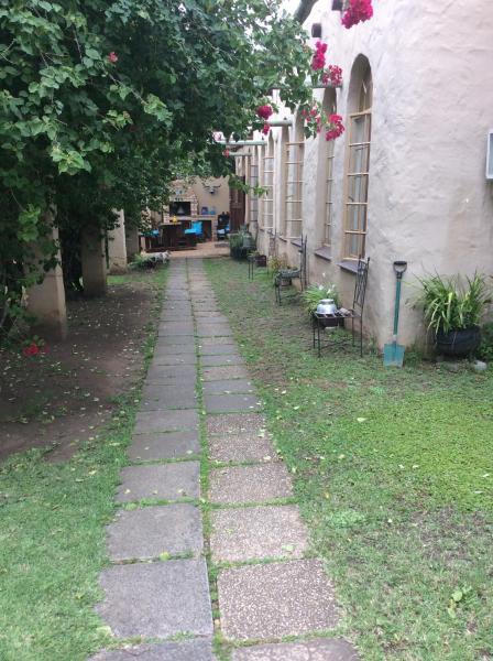 Oom Daan's B&b - East London