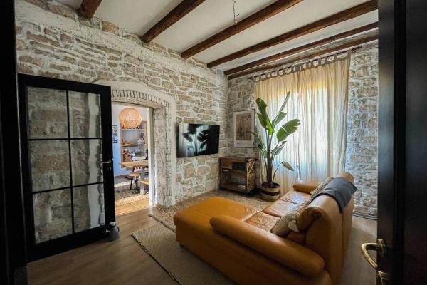 The Bungalow By The Sea In Historic Poreč Old City - Poreč