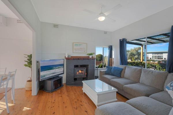 Bungo Beach House - Pet Friendly Home - Eden