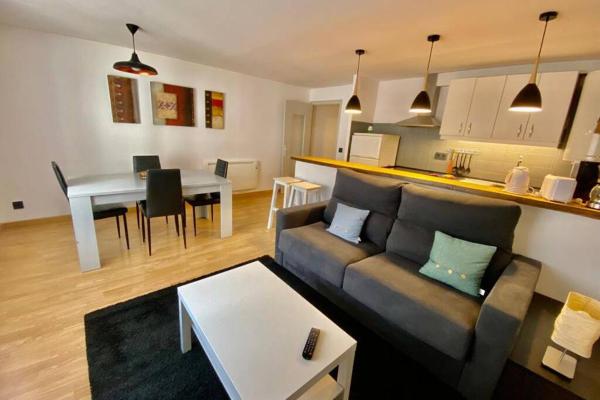 Apartamento En El Centro Del Pas De La Casa - El Pas de la Casa