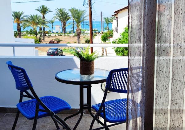 Mediterranean Seaside Authentic Beach House - Латхи