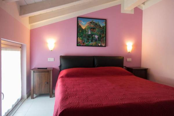 Apartment Viole, Cozy Attic Set In The Old Town Next To The Lake - Lac Majeur