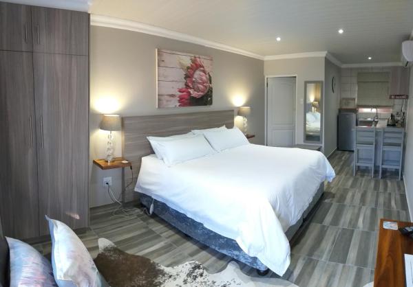 Schnehage Self Catering - Bloemfontein