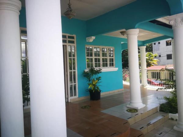 Hostal Familiar Villa Nome - Panama