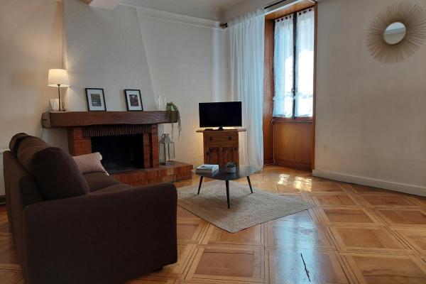 Le Vintage - Appartement En Plein Coeur De La Vieille Ville - Thônes