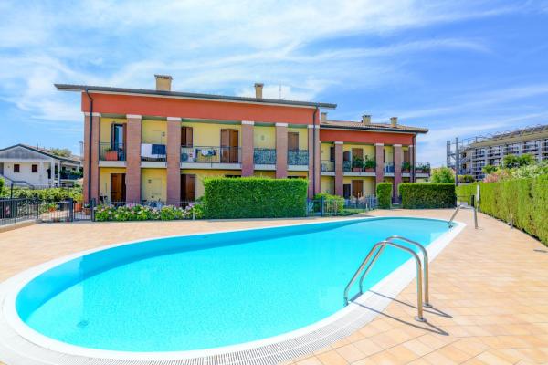 Rosa Del Lago Apartment - Peschiera del Garda