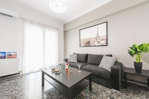 Athens Central Pangrati - Varnava Square Modern Apartment For 5 - Athens