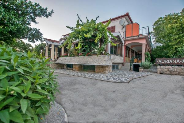 Studio In Starigrad-paklenica 34210 - Croatie