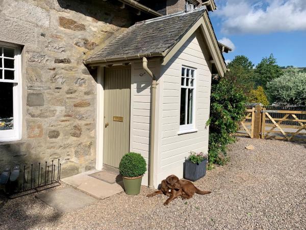 Old Schoolhouse - Aberfeldy